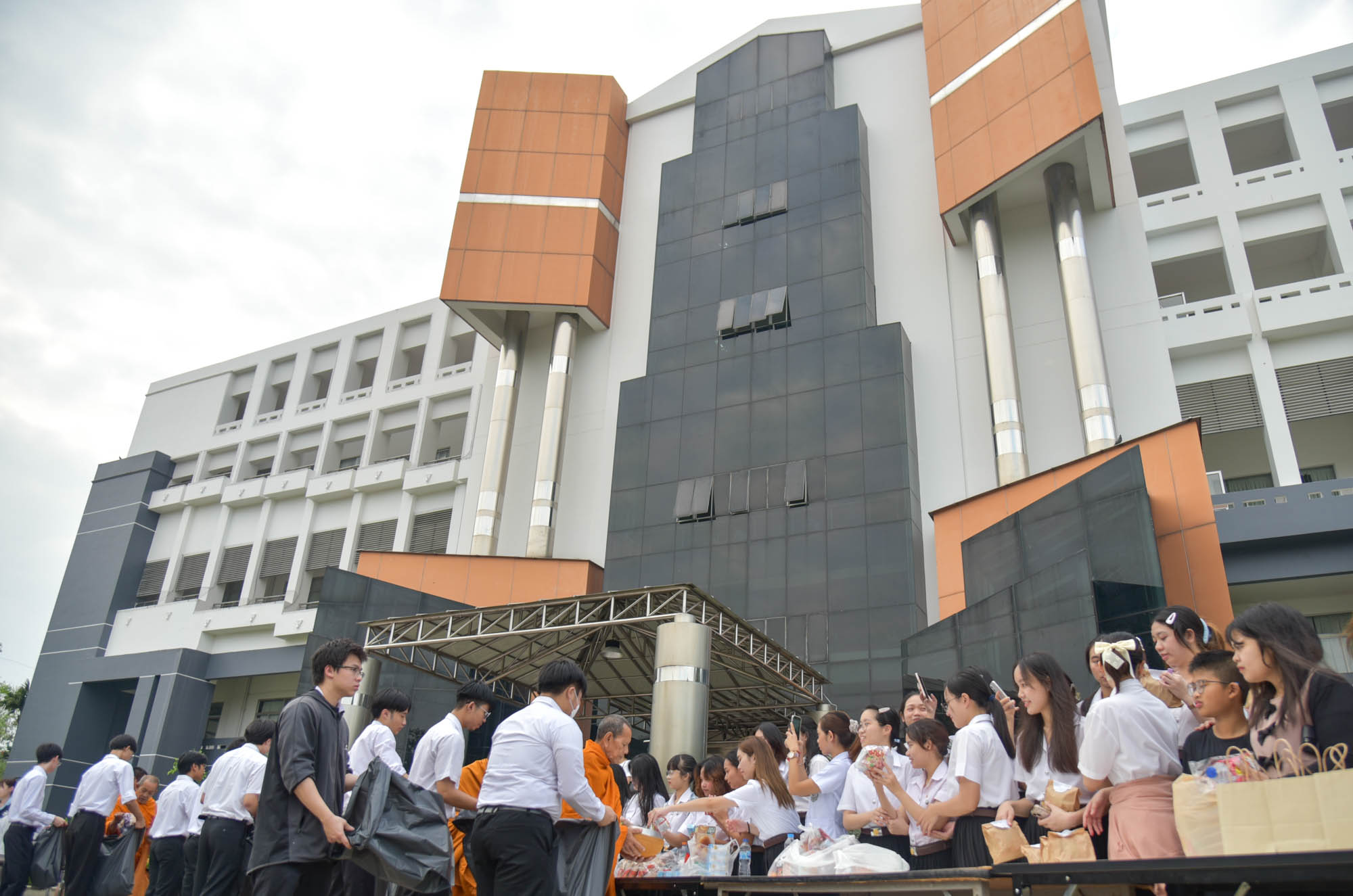 โครงการทำบุญอุทิศส่วนกุศลให้แก่สัตว์ทดลอง และอาจารย์ใหญ่ที่ใช้เพื่อองค์ความรู้ทางวิทยาศาสตร์ ...